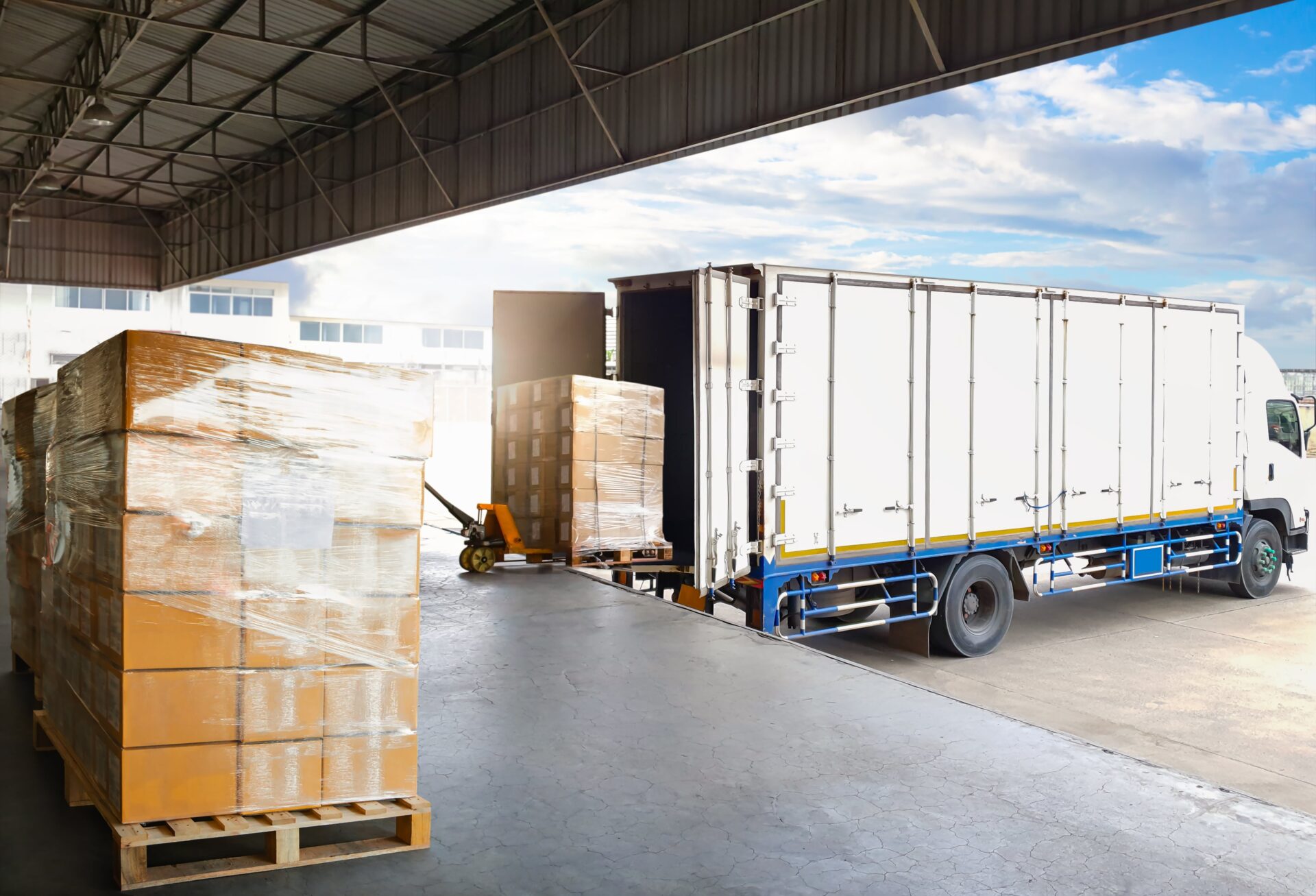 What is LTL Freight and How to Use It - BHX Logistics